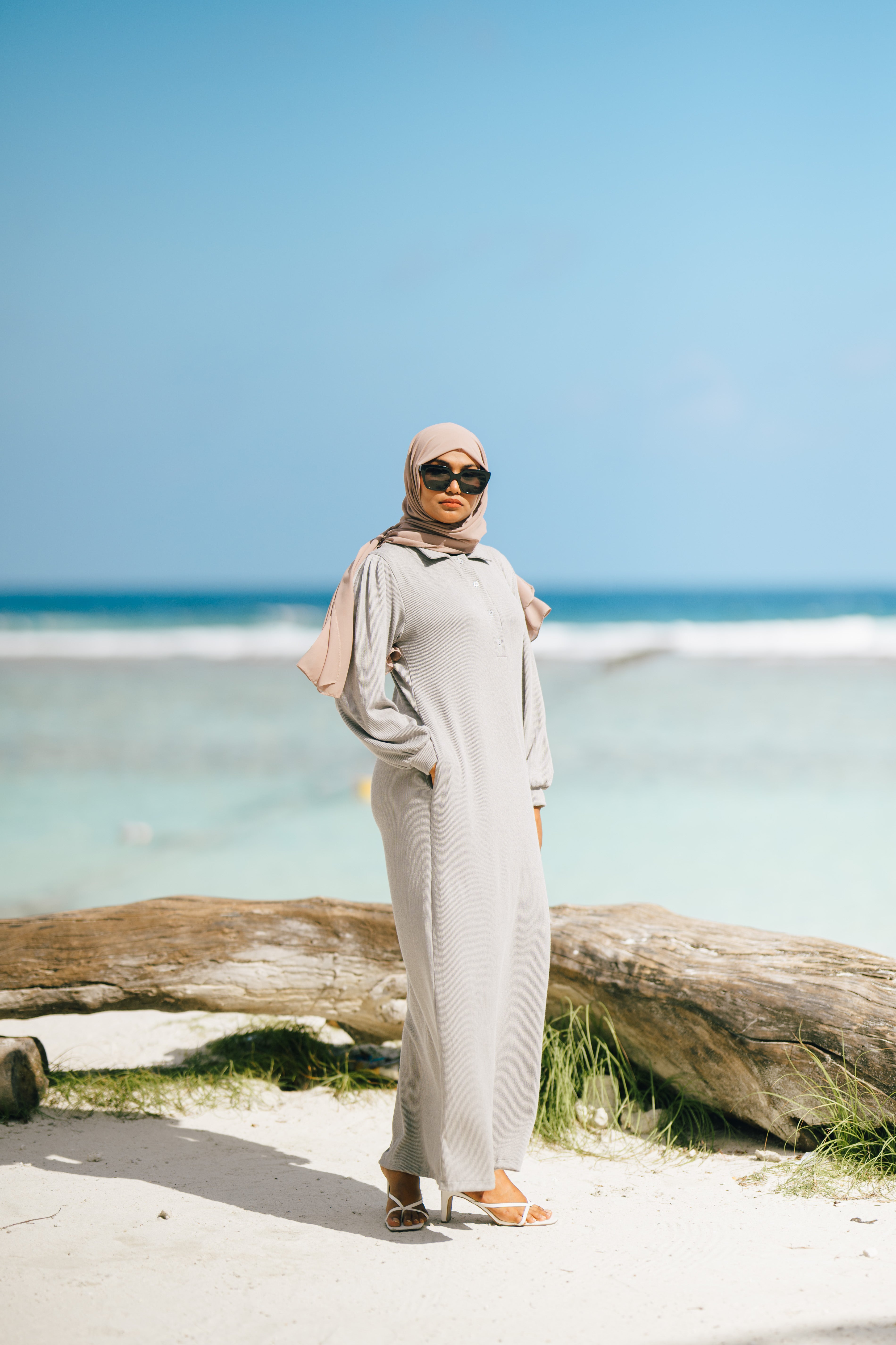 Abaya Dress – HEEK